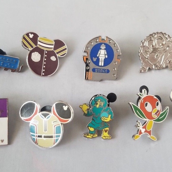 Disney | Accessories | Disney Trading Pins Lot Of 8 Theme Park Rides ...